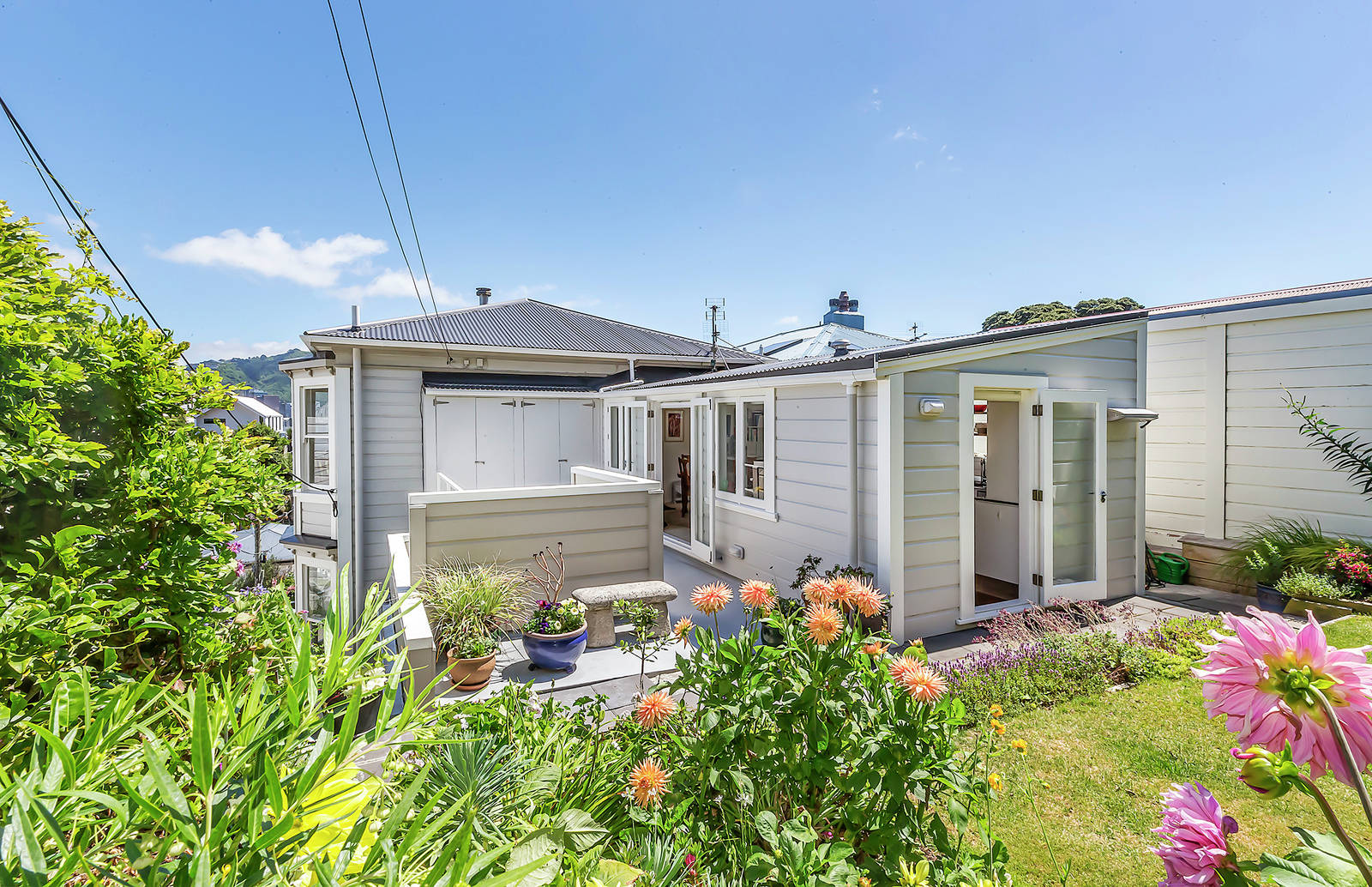 46 Hawker Street, Mt Victoria - 4 Bed House - Sale by Tender