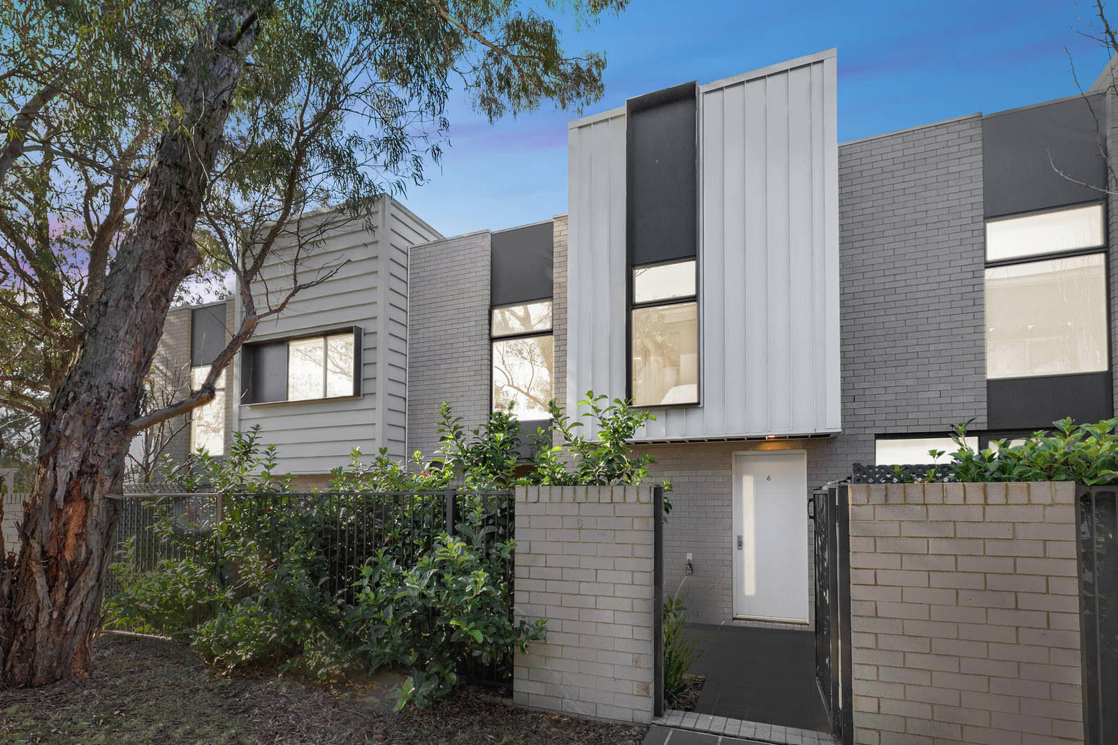 6/42 Fullagar Crescent, Higgins - 4 Bed House - Private Treaty