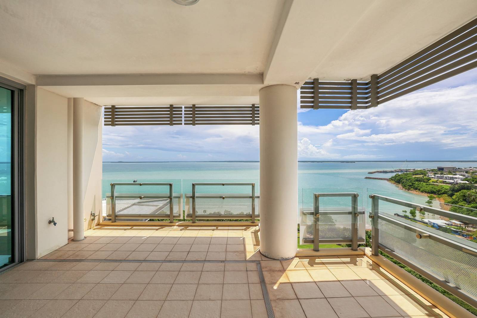 228/130 Esplanade , DARWIN CITY NT (0800) - 3 Bed House - For Sale