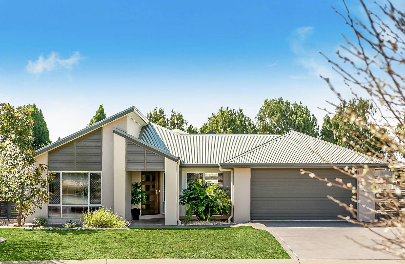 5 Pugh Street, Middle Ridge - 5 Bed House - For Sale