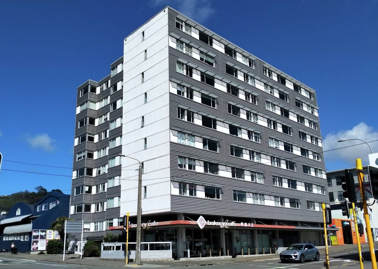 4I/242 Taranaki Street, Mount Cook - 5 Bed Apartment - For Sale