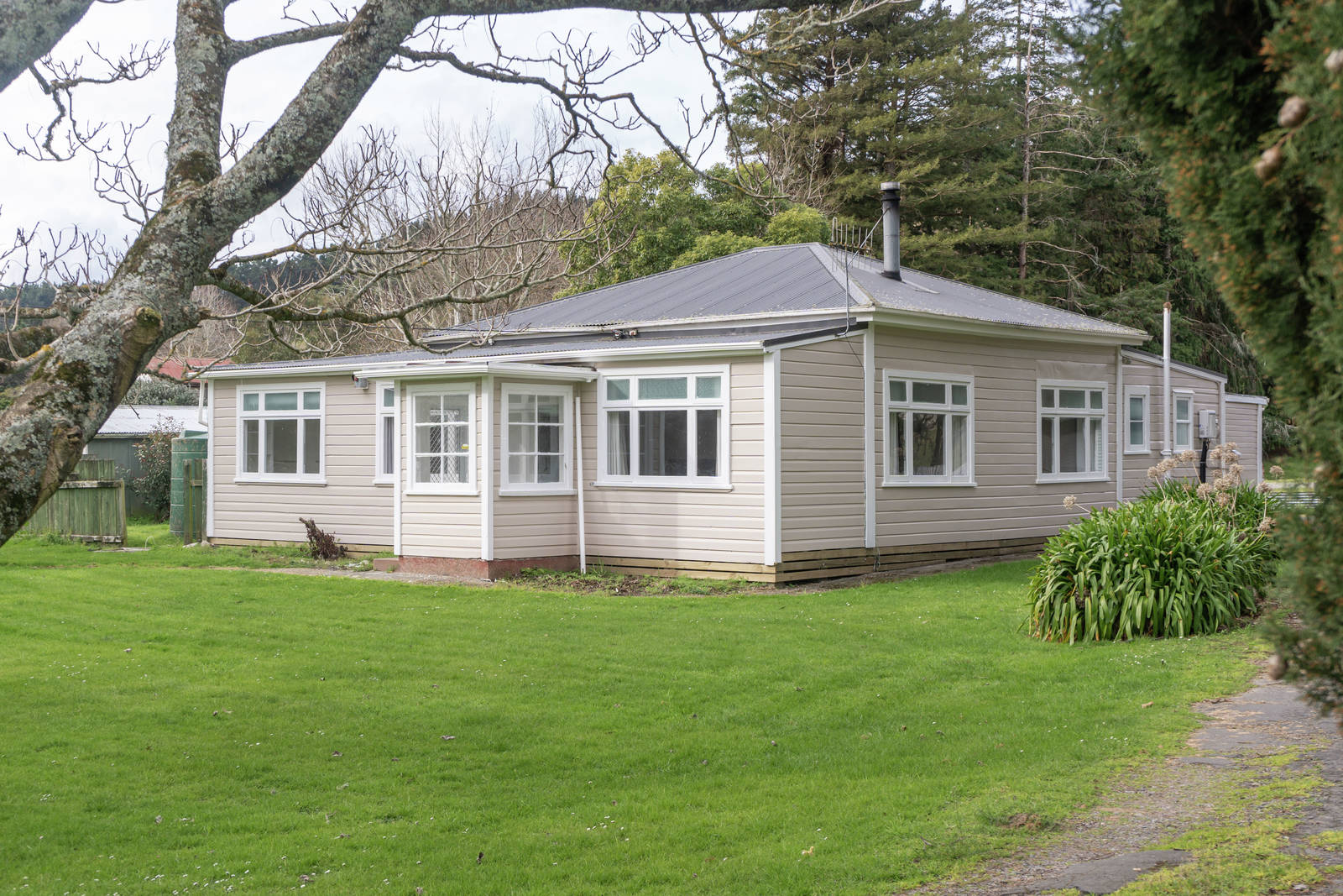 1232 Opaki-Kaipororo Road, Masterton - 3 Bed Lifestyle Property ...