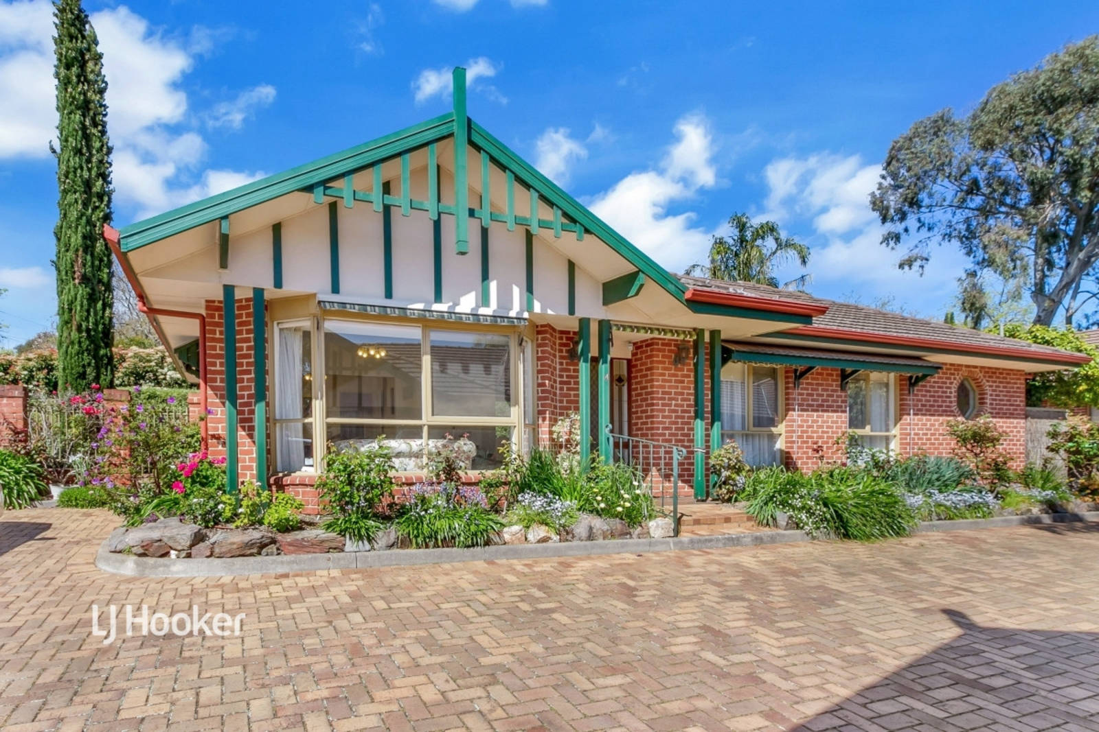 4 / 16 High Street, Burnside - 3 Bed House - Auction