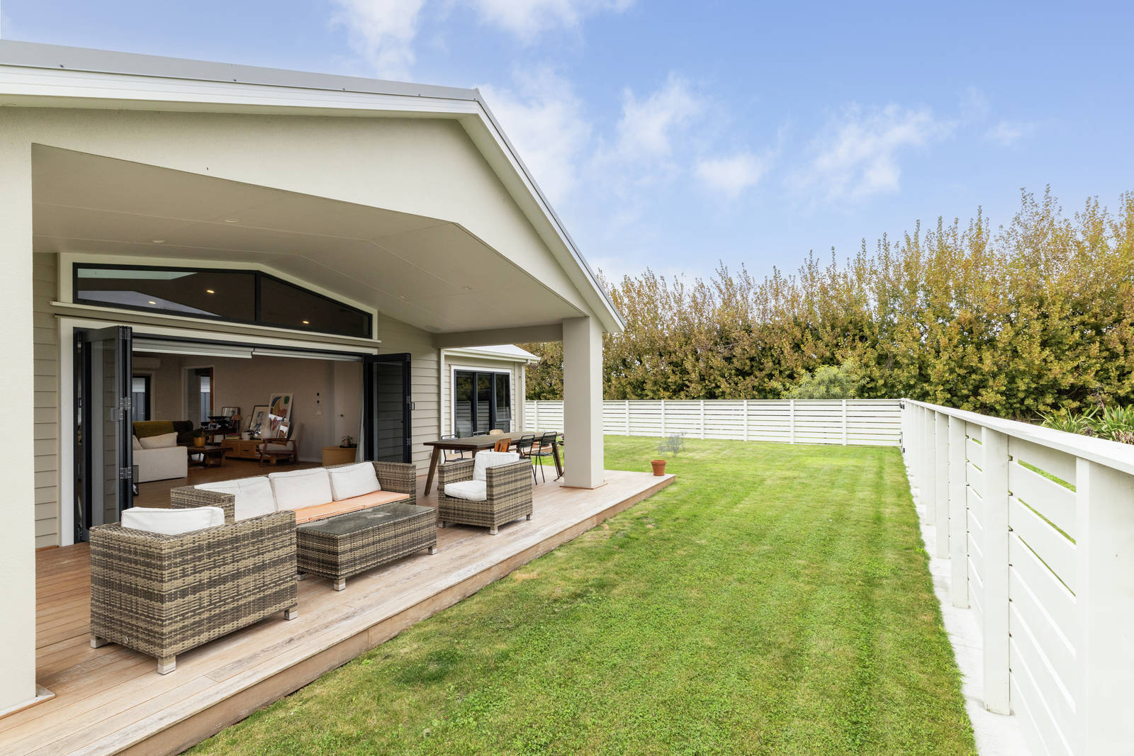 2 Willowbrook Place, Clive - 3 Bed House - Private Treaty