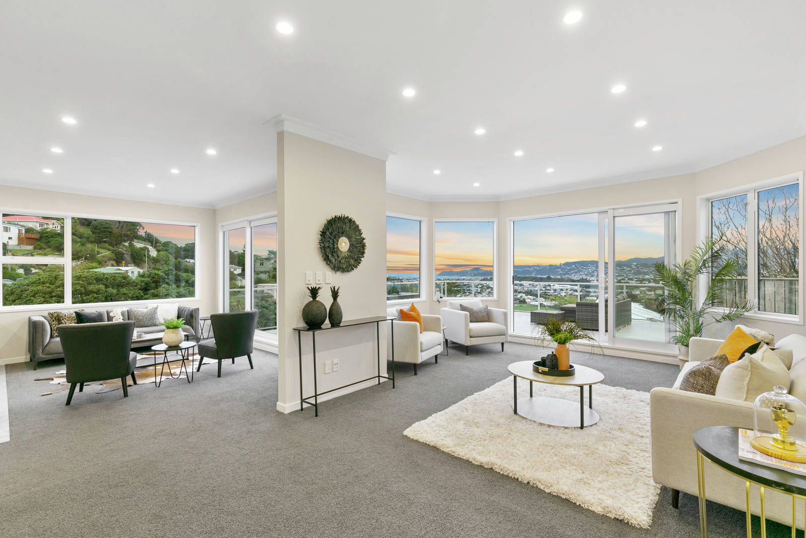 89 Nevay Road, Miramar - 5 Bed House - Sale by Tender