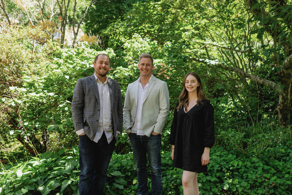 Ben Cartwright and the team - Ray White Leaders - Wellington City - 021 ...