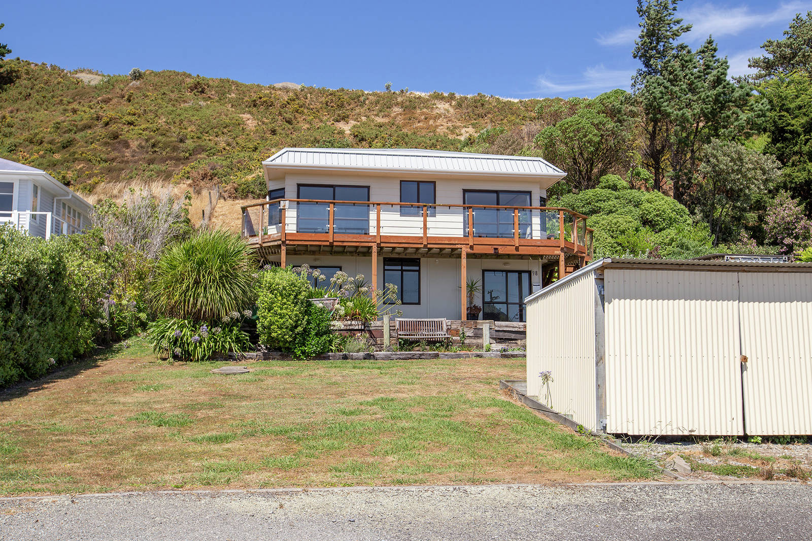 98 Lake Ferry Road, Martinborough - 2 Bed House - Withdrawn