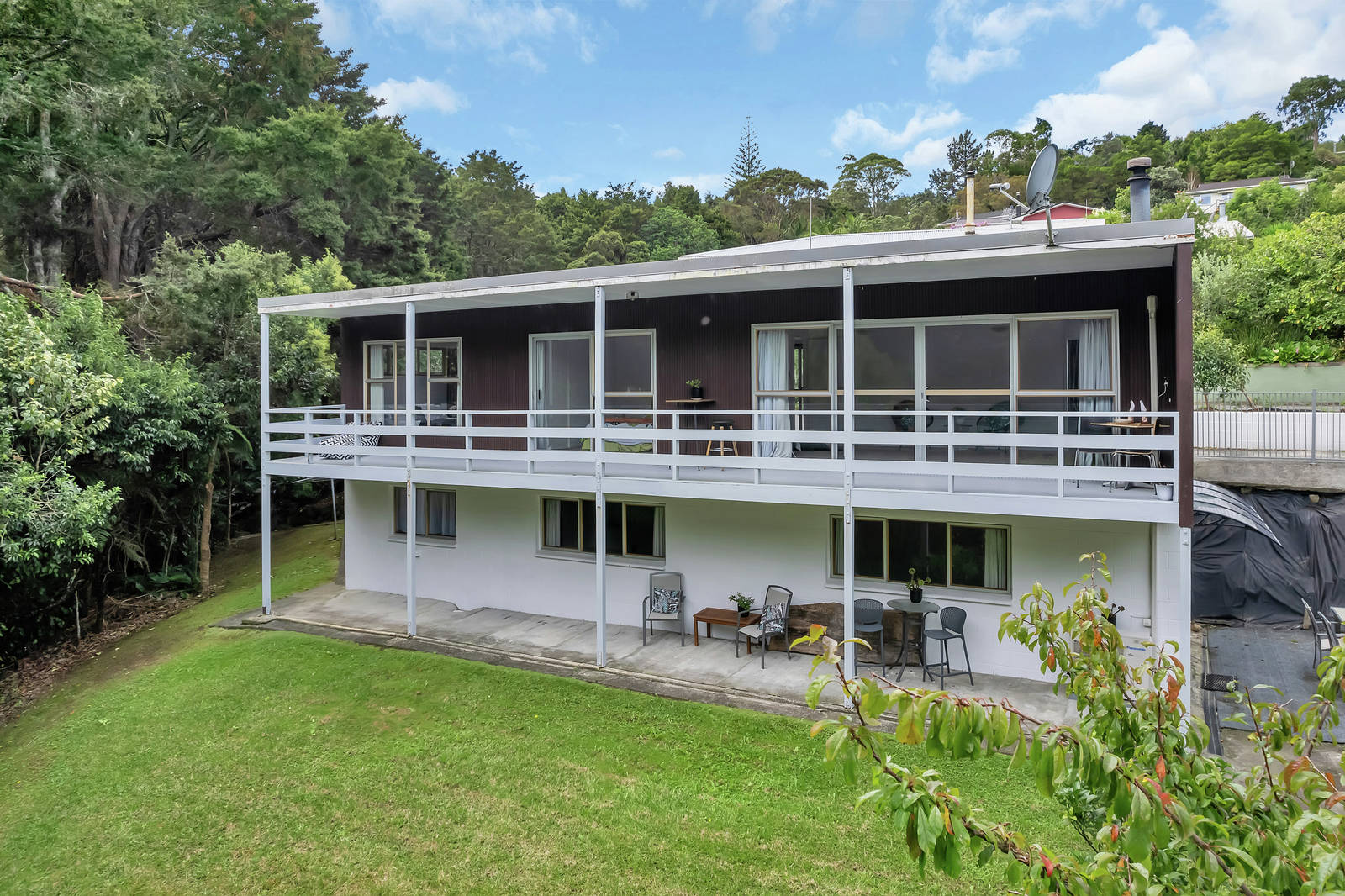 3 Kauri Place, Parahaki - 3 Bed House - Private Treaty