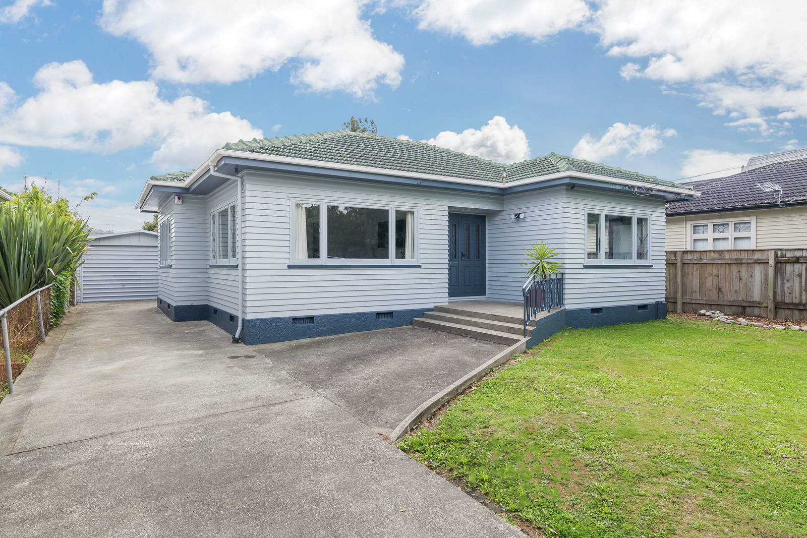 13 Trinity Avenue , Epuni - 3 Bed House - Tender
