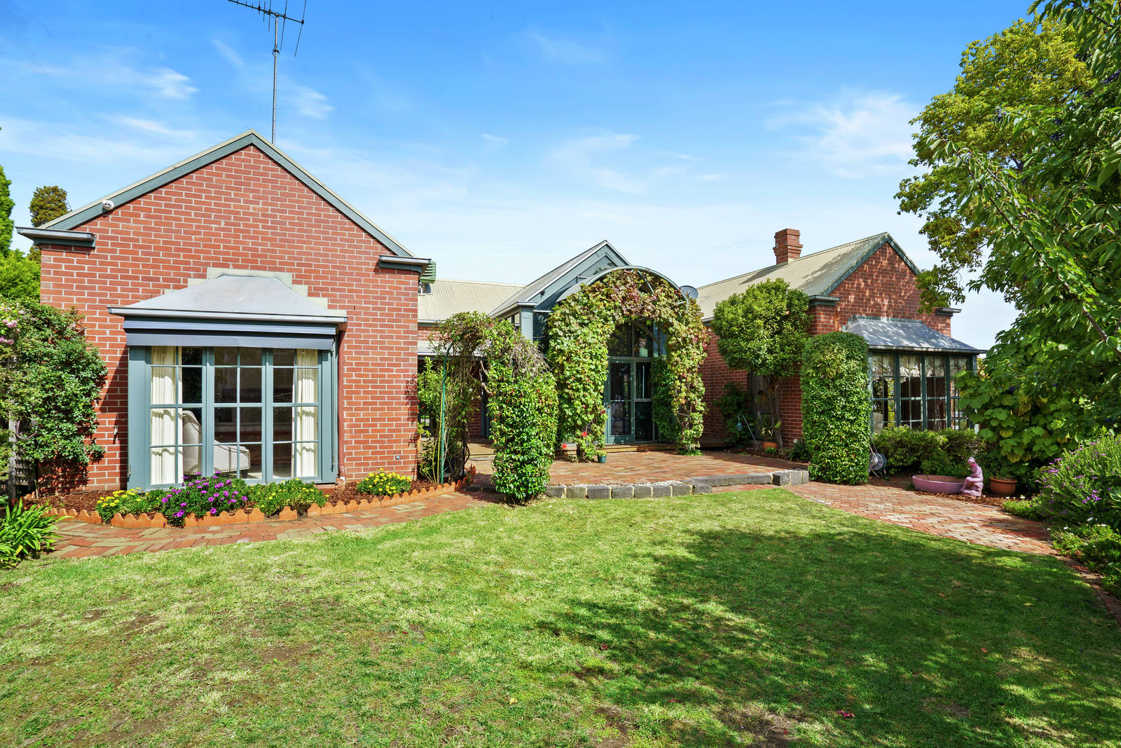 6 Whyte Court, Newtown - 4 Bed House - Private Sale