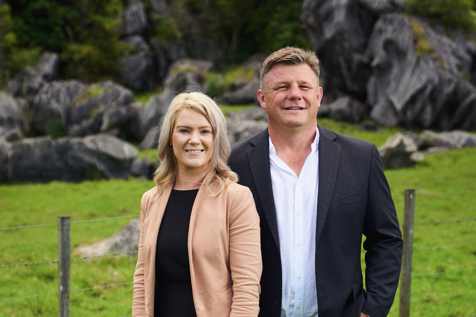 Fiona Fraser & Alex Smits - Ray White Whangarei - 027 491 0035