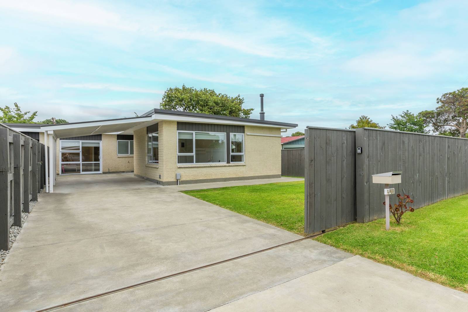 1/48 Menin Road, Raumati South - 4 Bed House - Auction Sold