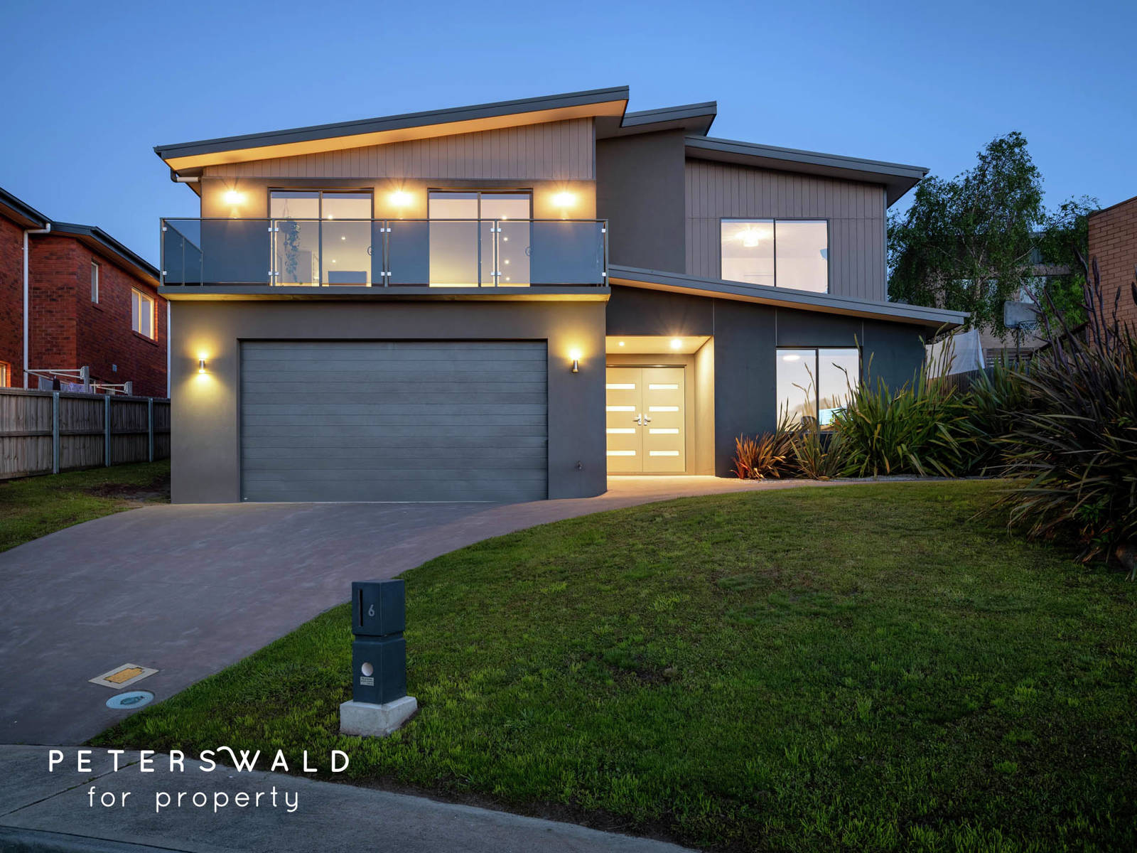 6 Antonia Place, Oakdowns - 5 Bed House - Private Treaty