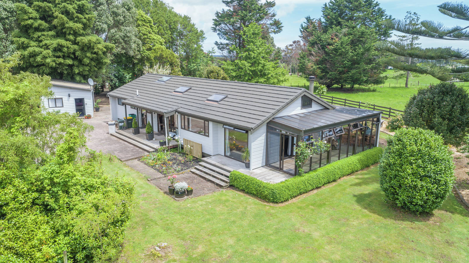 198 McLeavey Road, Ohau - Levin - 3 Bed Lifestyle Property - Sold ...