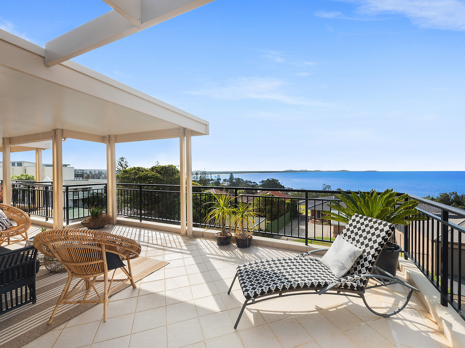 5/6 Windmill Street, Port Macquarie - 3 Bed House - Expression of Interest