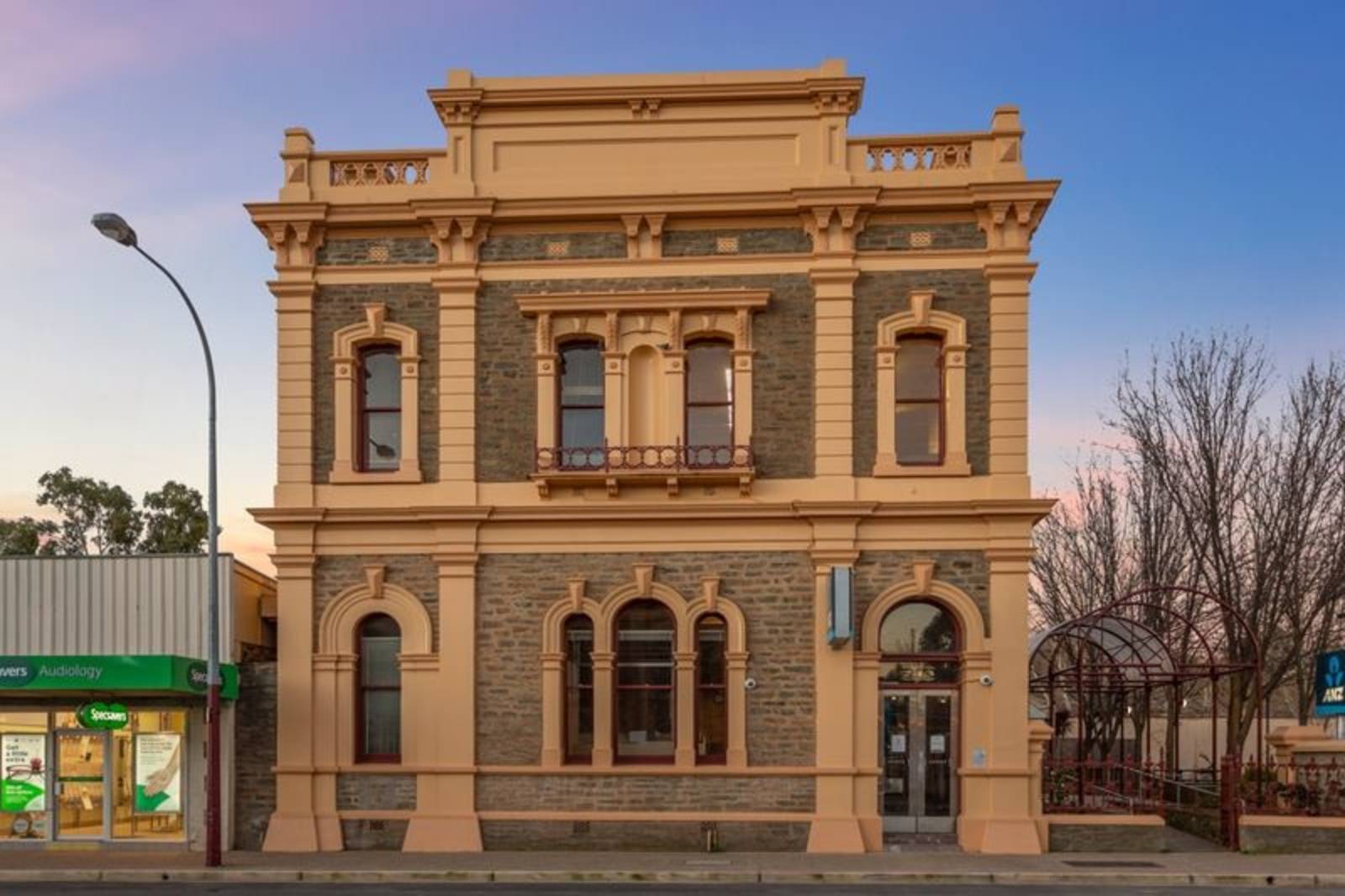 243 Main North Road , Clare