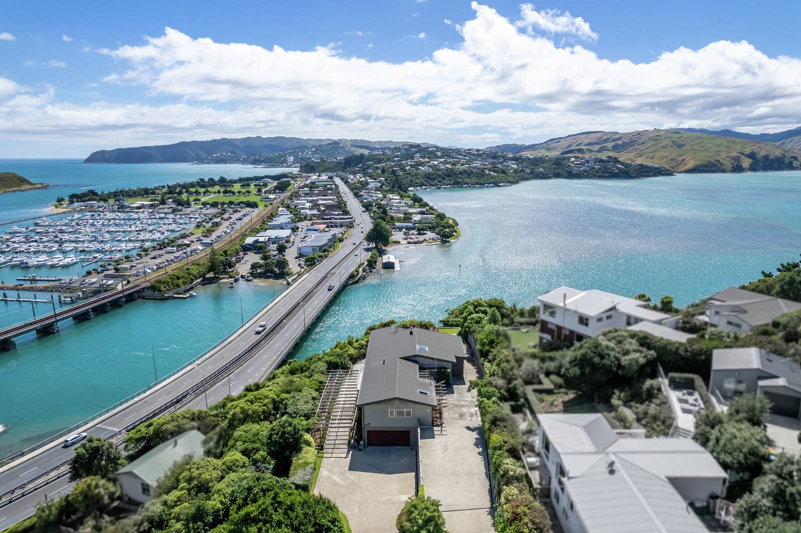 62 Kiriwai Road, Paremata