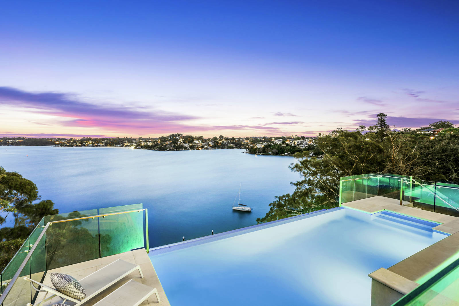 195 Stuart Street, Blakehurst - 5 Bed House - Auction Sold