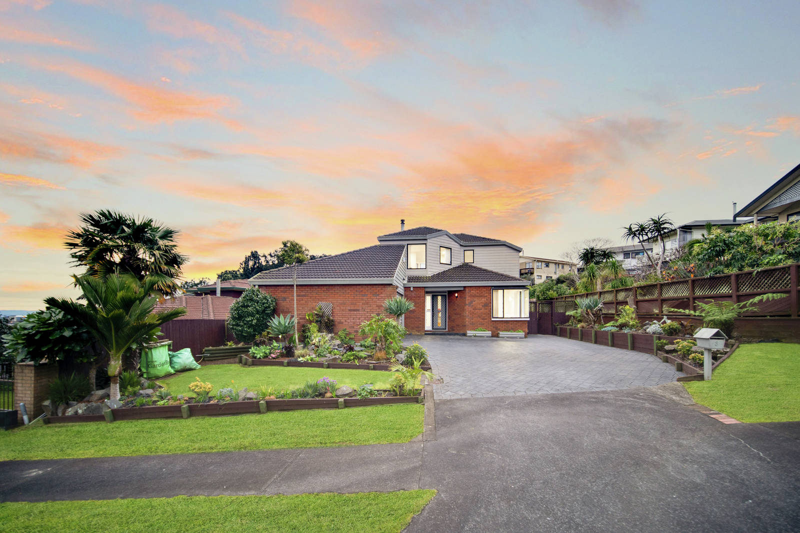3 Ewhurst Place, Goodwood Heights - 3 Bed House - Private Treaty
