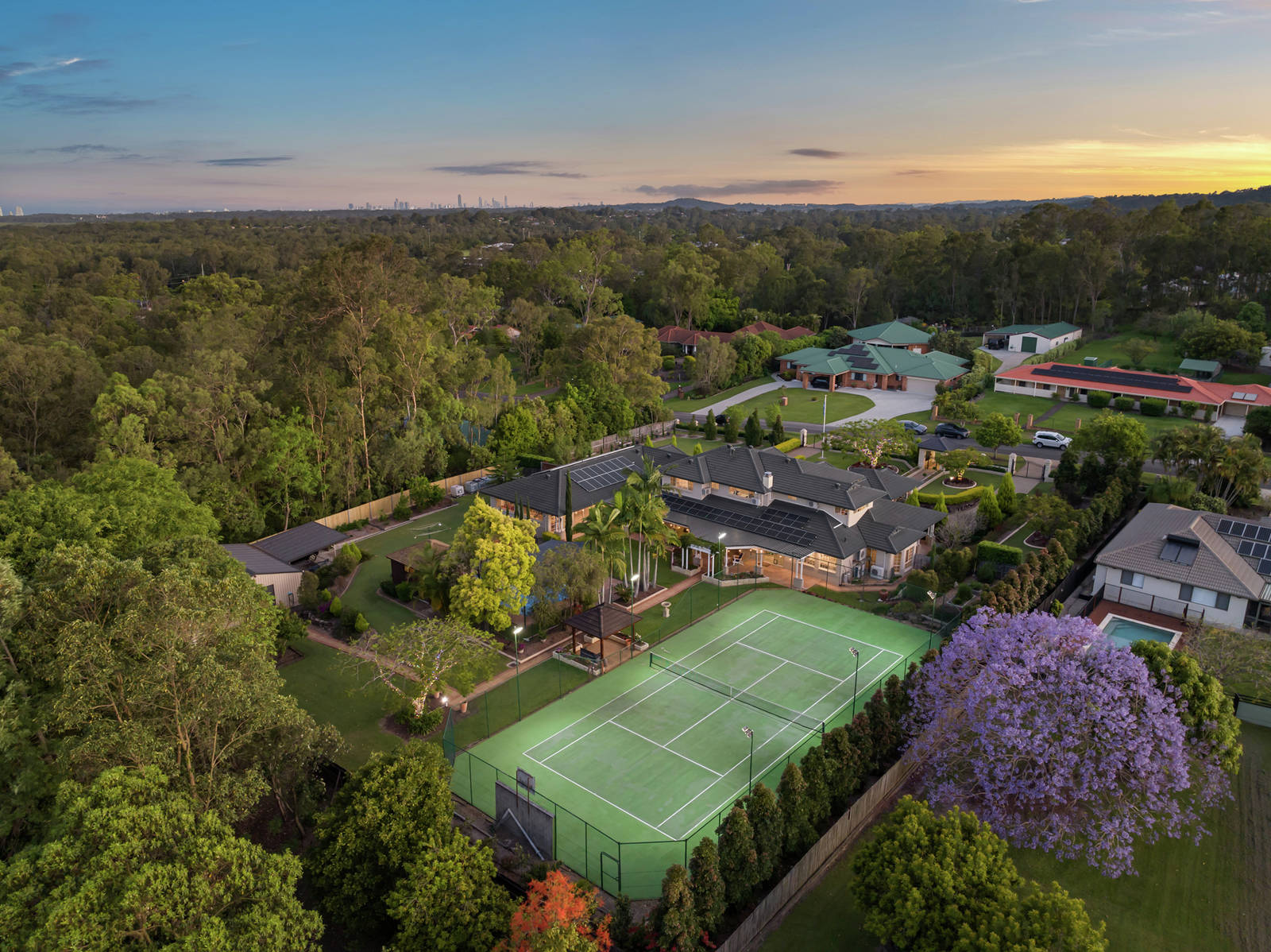 27 Rivertree Avenue, Helensvale - 5 Bed House - Auction