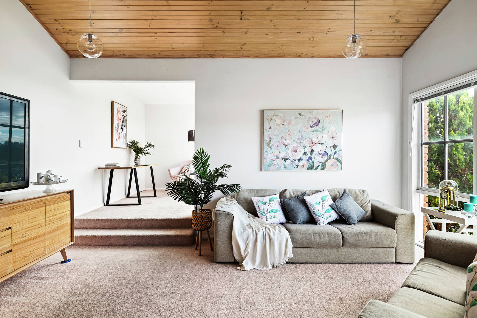 39 Stevens Road, Langwarrin - 6 Bed House - Private Sale