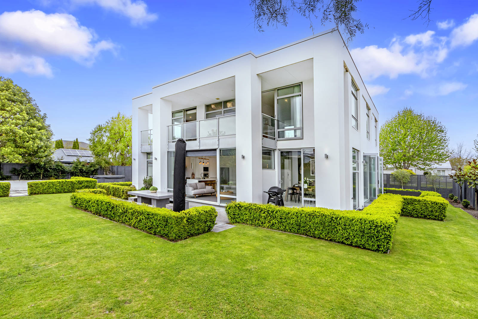 8 Pewter Place, Northwood - 4 Bed House - Price