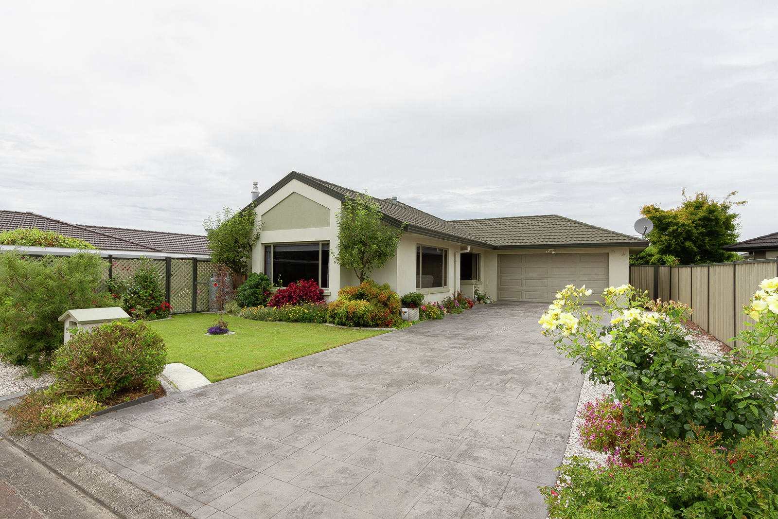 7 Halkin Mews, Taradale - 3 Bed House - Private Sale