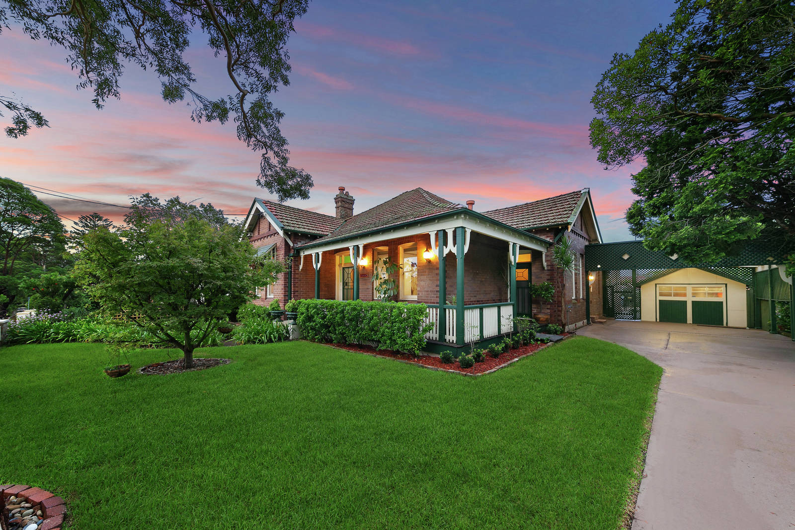 10 Victoria Street, Epping - 5 Bed House - Auction Sold