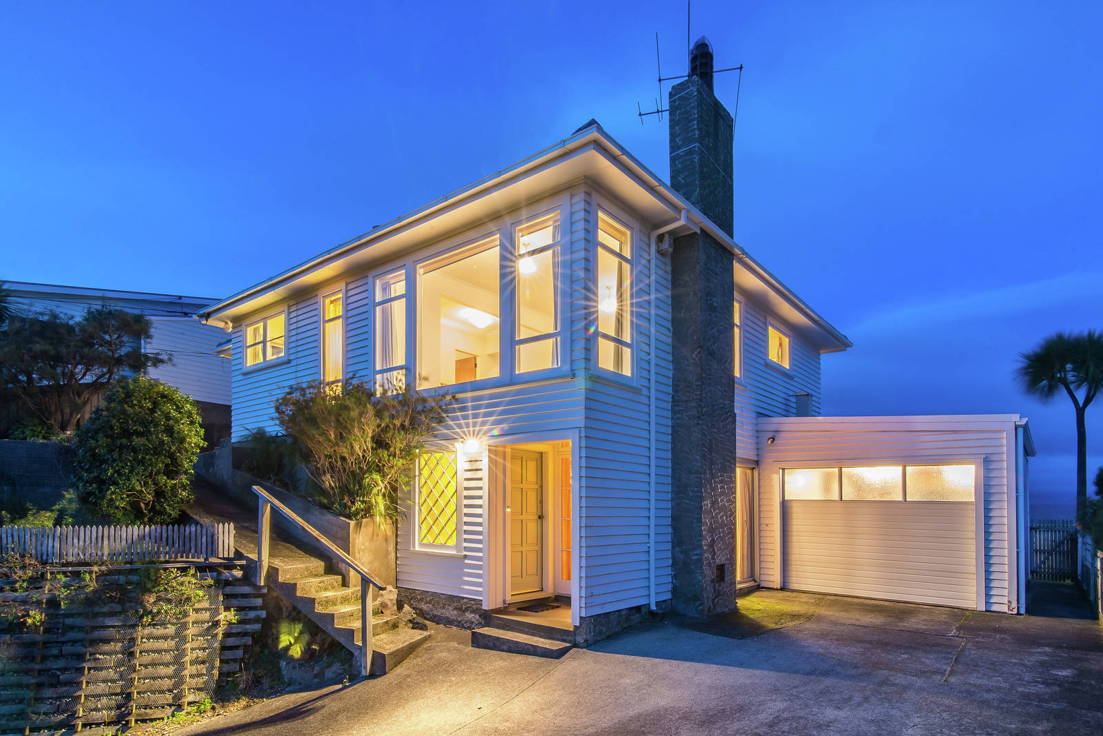 160 Nevay Road, Karaka Bays - 3 Bed House - Sale by Tender