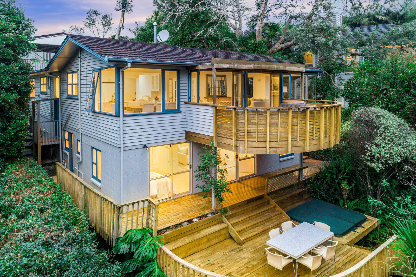 90 Castor Bay Road, Castor Bay - 5 Bed House - Price