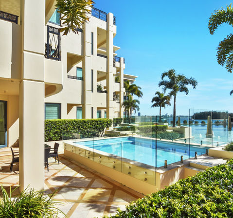 11/94 Seaworld Drive, Main Beach - 2 Bed House - For Sale