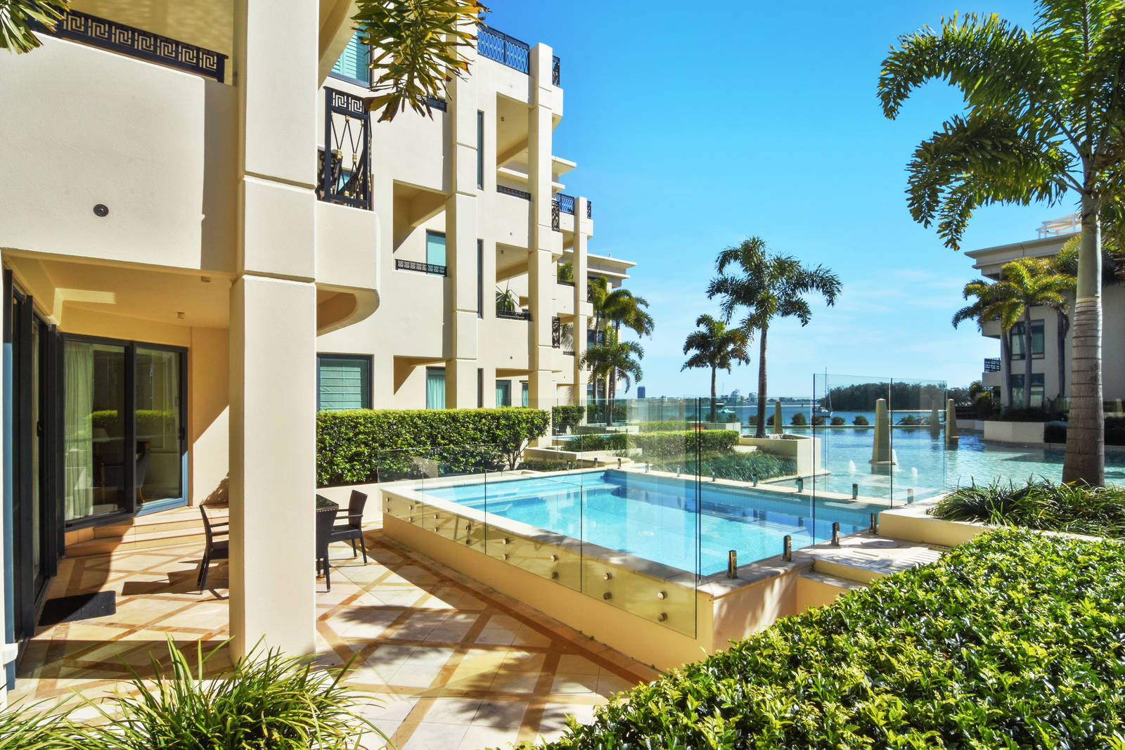 11/94 Seaworld Drive, Main Beach - 2 Bed House - For Sale